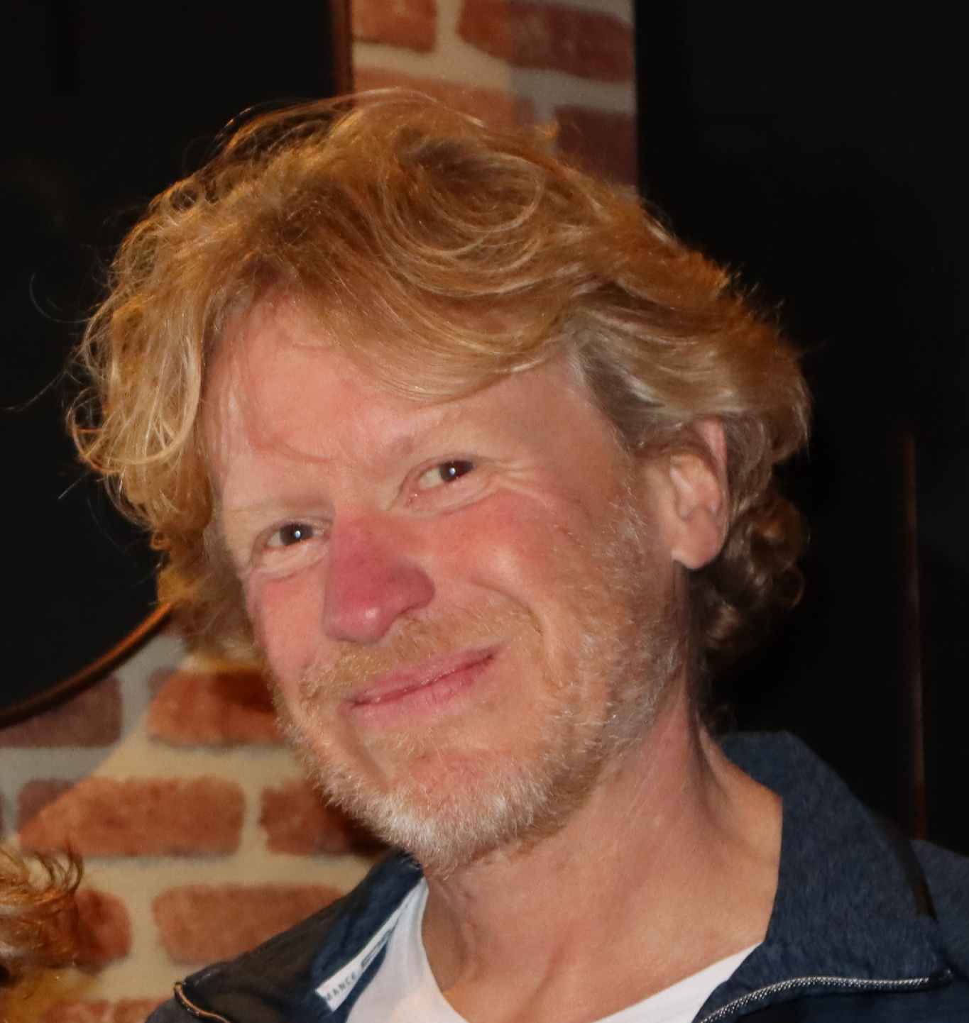 Contact - Bart Ensing Nature art